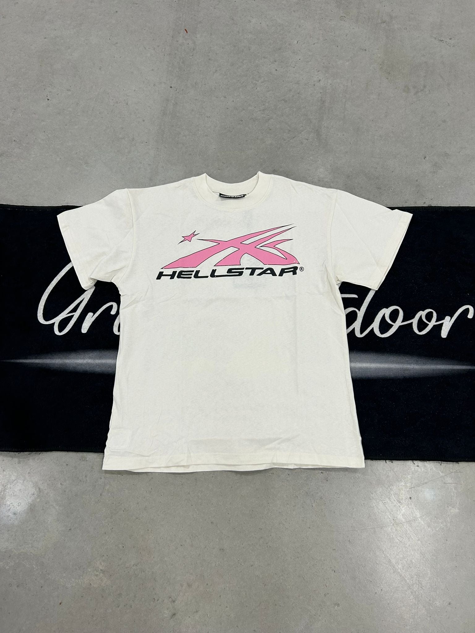 Hellstar "P2P White" shirt – GRAILS NEXT DOOR